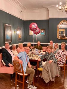 Charlie's Bar - Elizabeth House Hotel